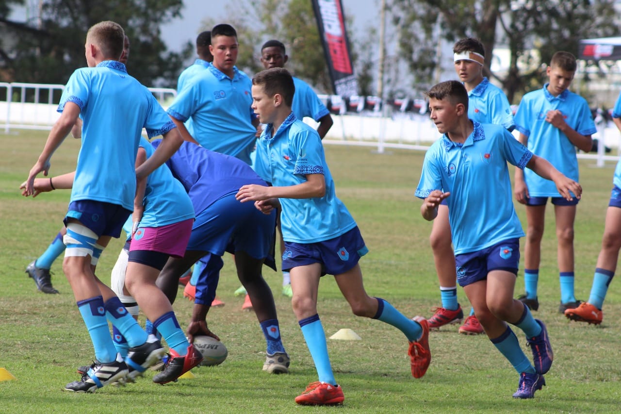 Laerskool Bakenkop rugbyspelers verteenwoordig Blou Bulle by IPT ...