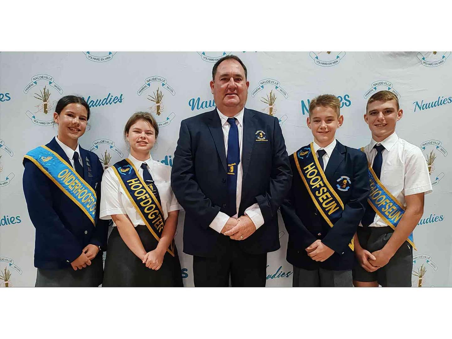 Primêre Skool Naudeville Hoofleiers vir 2025 - AWSUM School News