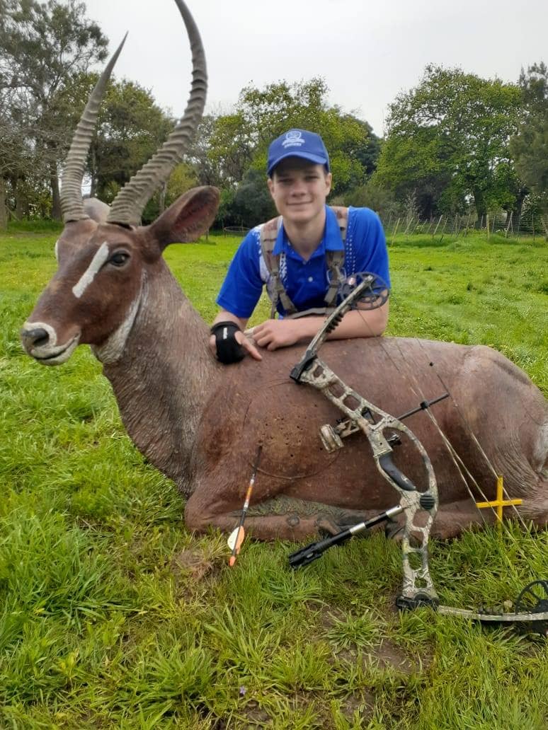 Hoër Landbouskool Boland spog met boogskutter van die jaar - AWSUM ...