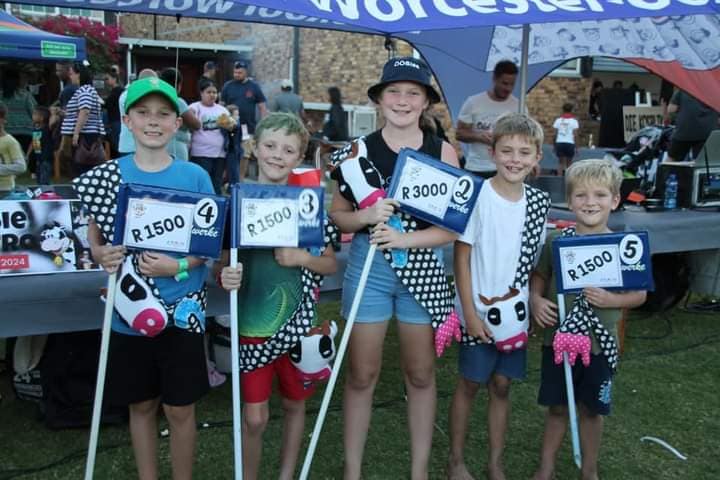 Laerskool Worcester-Oos Beesloop 2024 was een groot fees en hoogtepunt ...